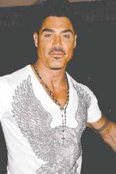 Ante las críticas, Ricky Fort se escapó a Miami