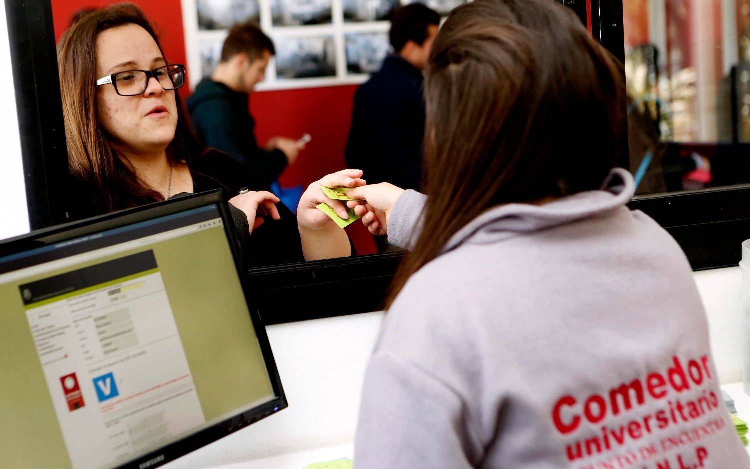 Comenzó la venta de tickets para el comedor universitario