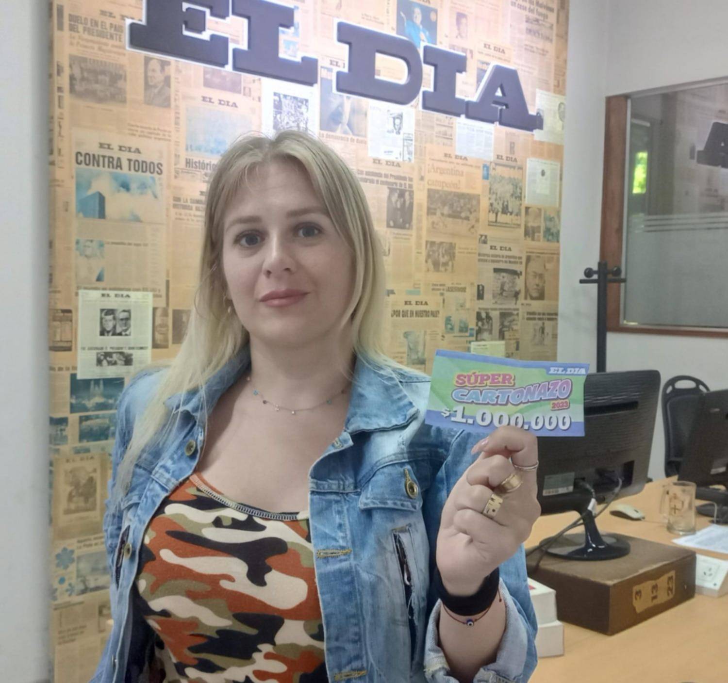 El Cartonazo premió con dos millones de pesos a una lectora de EL DIA