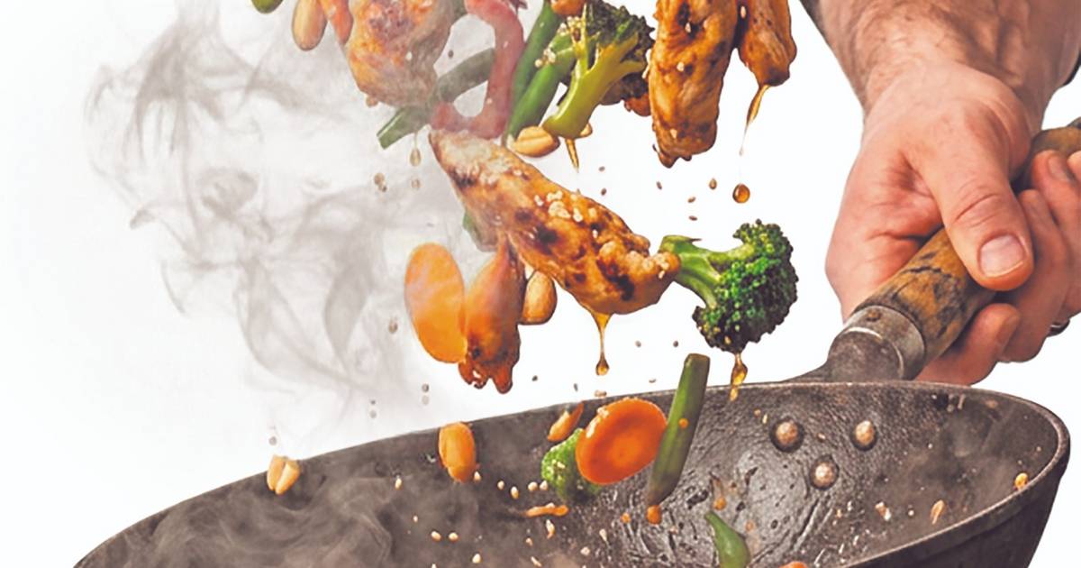Wok de pollo: el salteado asiático que mezcla crocante, picante y dulce ...